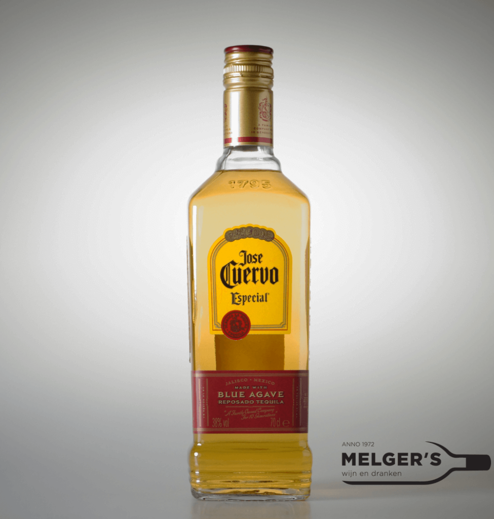 Jose Cuervo Reposado Gold 70cl - Melgers Wijn en Dranken