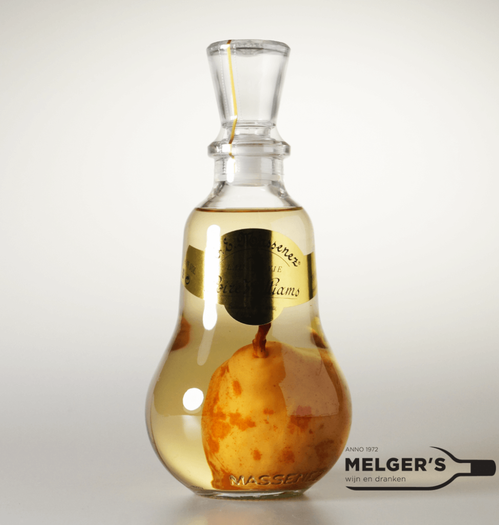 Massenez Poire Williams + Peer in Karaf 70cl - Melgers Wijn en Dranken